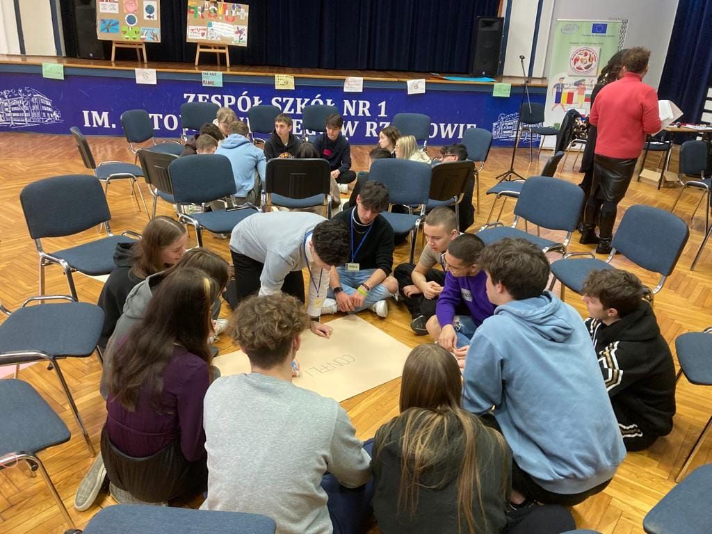 TIMELINE LTT Peace in class, Peace in school