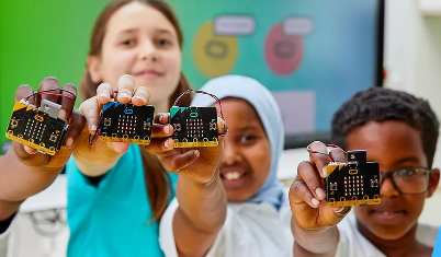 Explora amb micro:bit | Genially