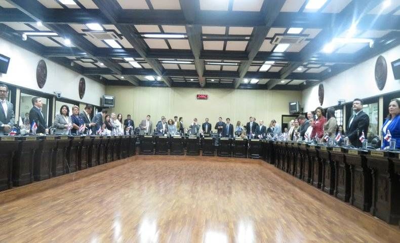 IMPORTANCIA DEL CONTROL POLITICO