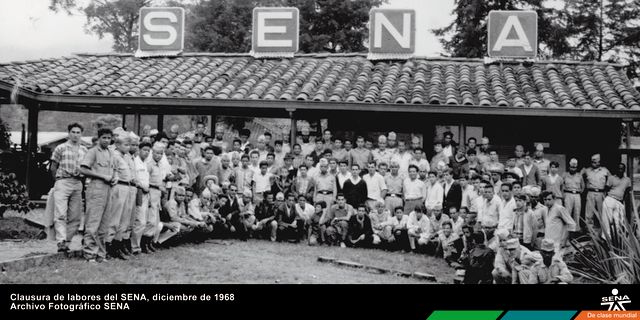 Timeline SENA | Genially