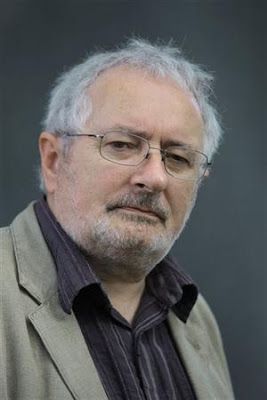 Literature (Terry Eagleton) | Genially