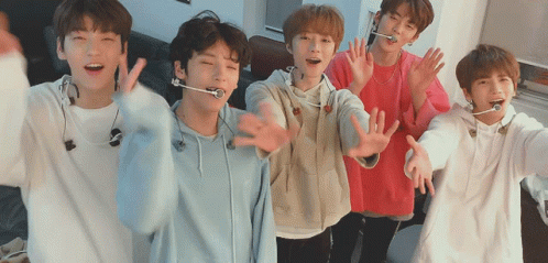 Bts randomizer | Genially