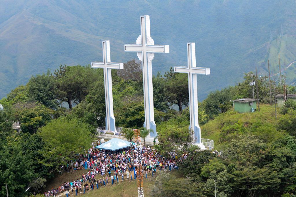The Hill of the Three Crosses | Genially