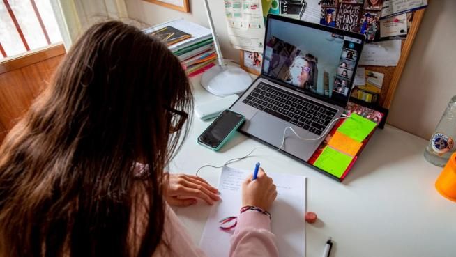 DBH 4 AURKEZPENA | Genially