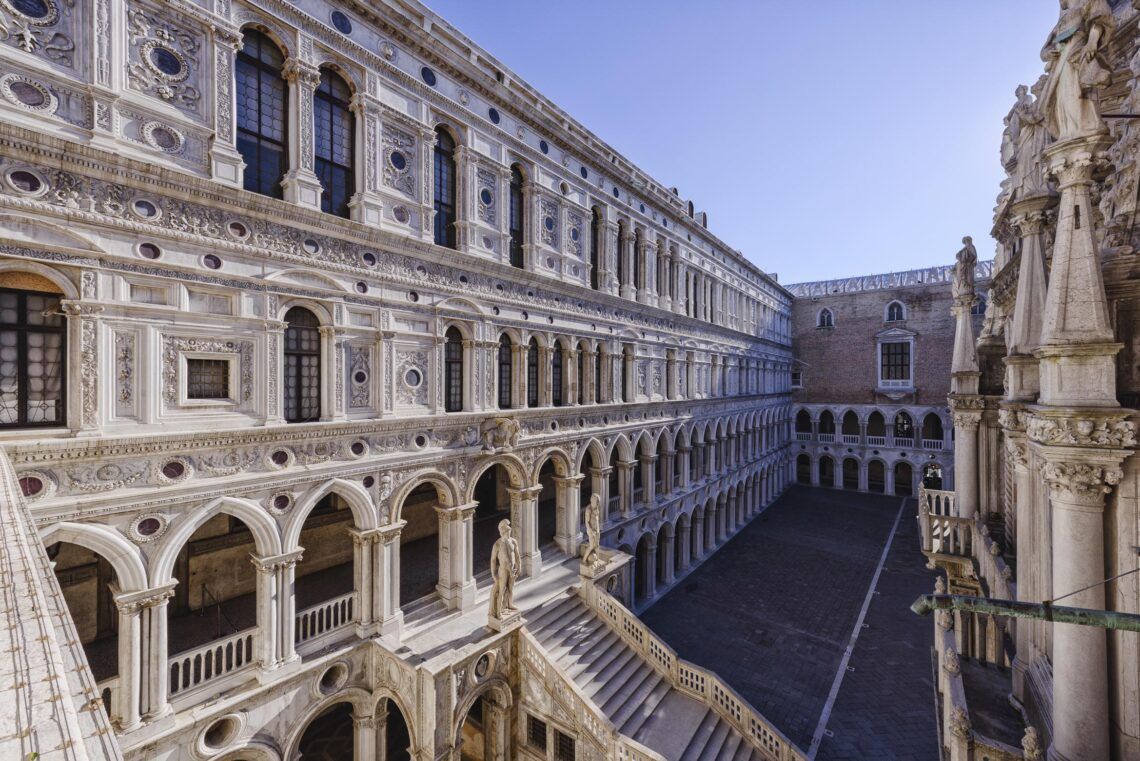 PLANT GROWTH STAGES | Genially