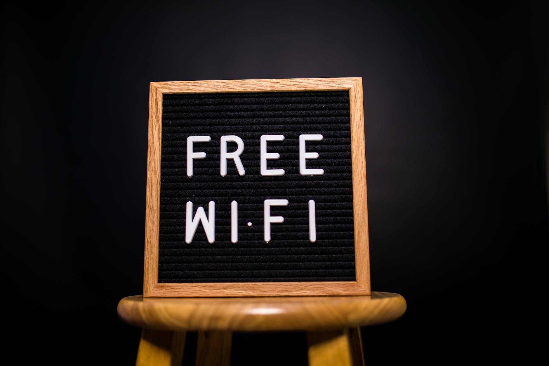 Vantaggi e Svantaggi del wifi | Genially