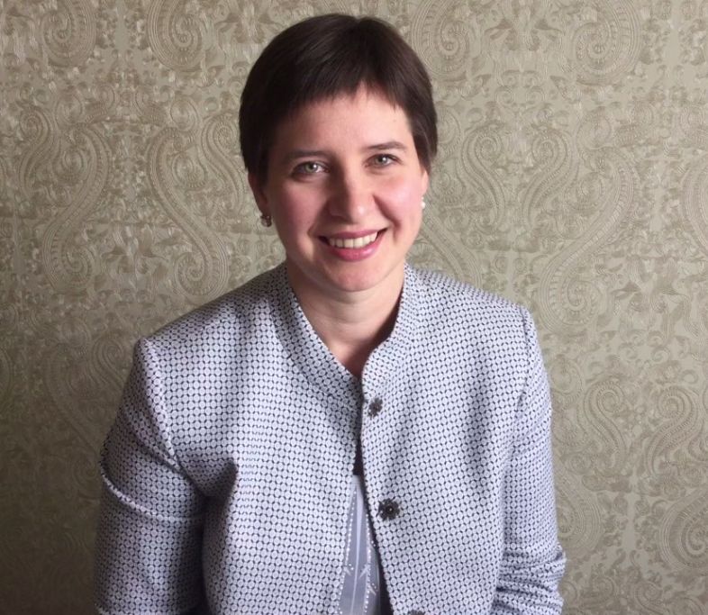 Colour the items | Genially