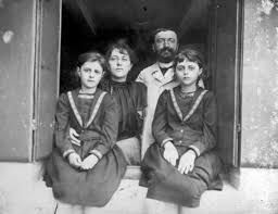 ALFRED BINET | Genially