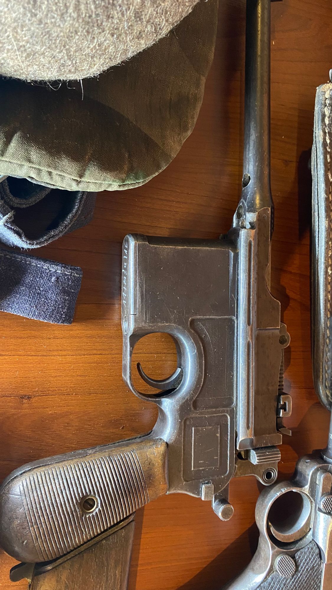 Essential Presentation | Genially