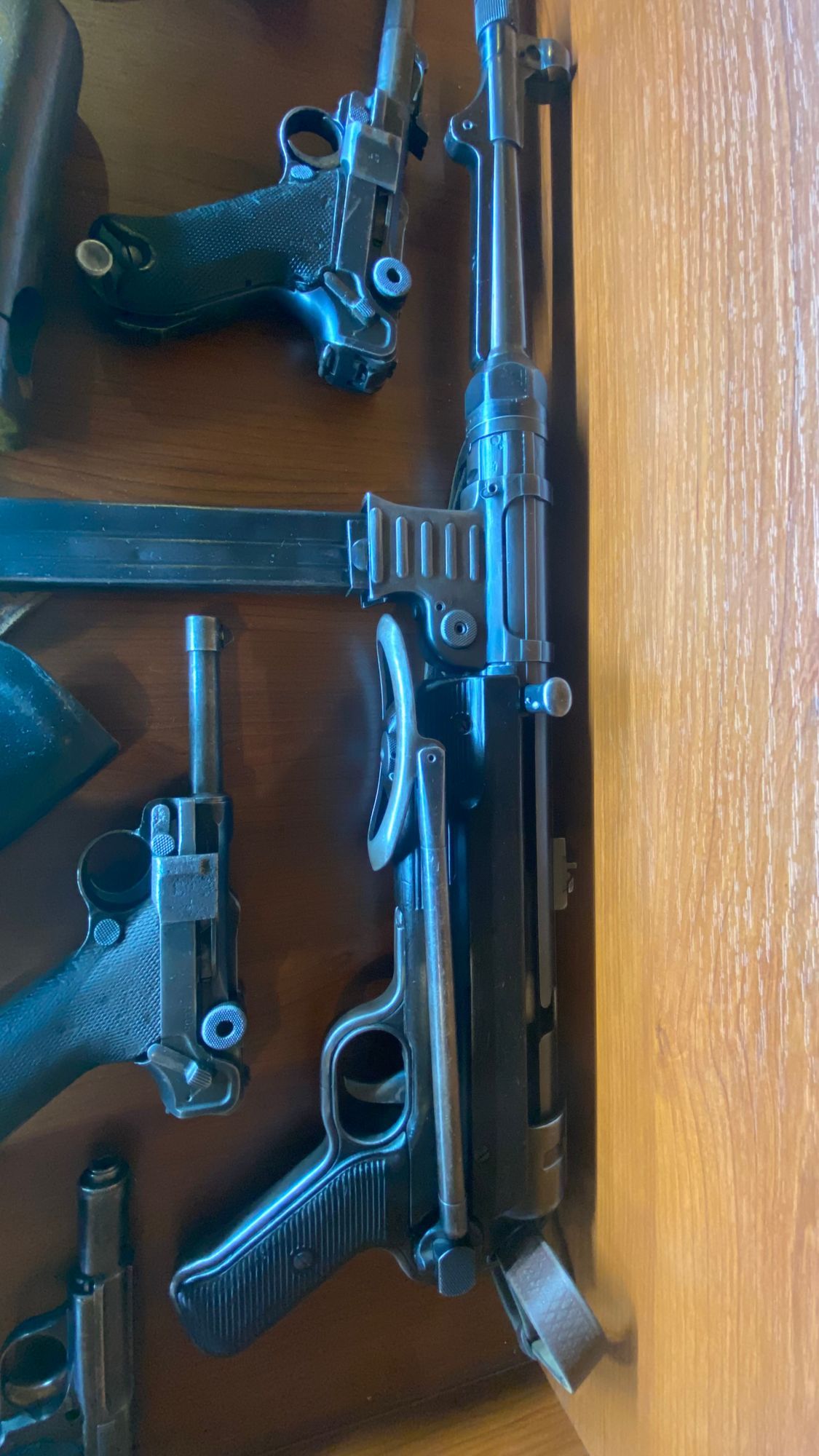 Essential Presentation | Genially