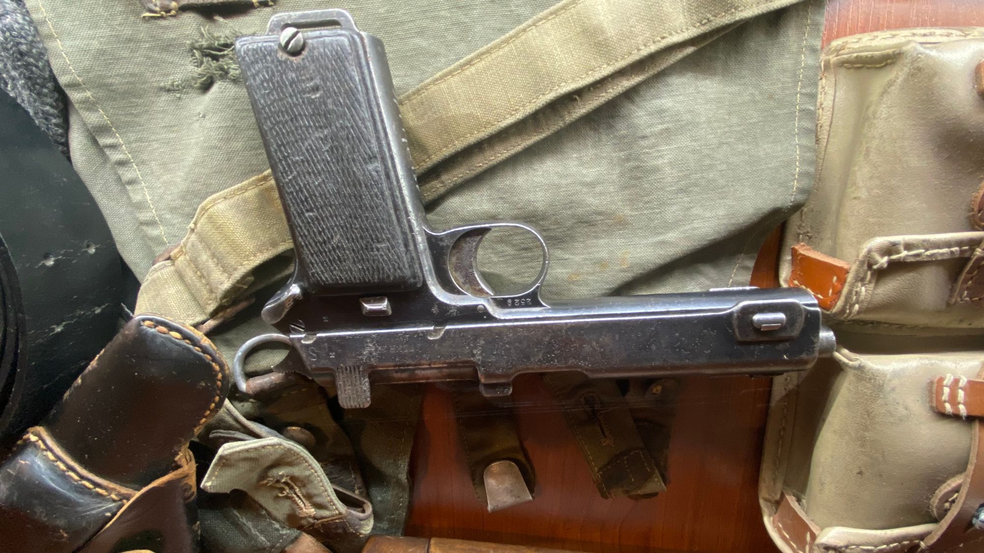 Essential Presentation | Genially